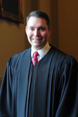 Biographies of the Judges | North Carolina Judicial Branch